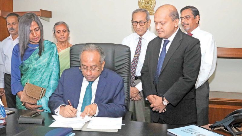Restructuring SriLankan, SLT, SLIC move to strengthen reserves – FrontPage