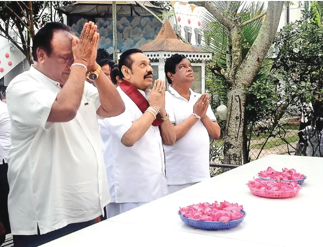 Former President Mahinda Rajapaksa unveils pinnacle of Chethiya at ...