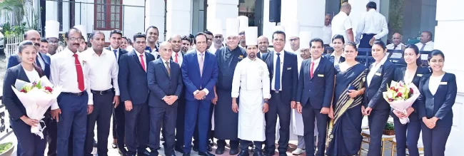 ‘Devon Rest’ Kandy re-opens after facelift, brands as Luxury CIty Hotel ...